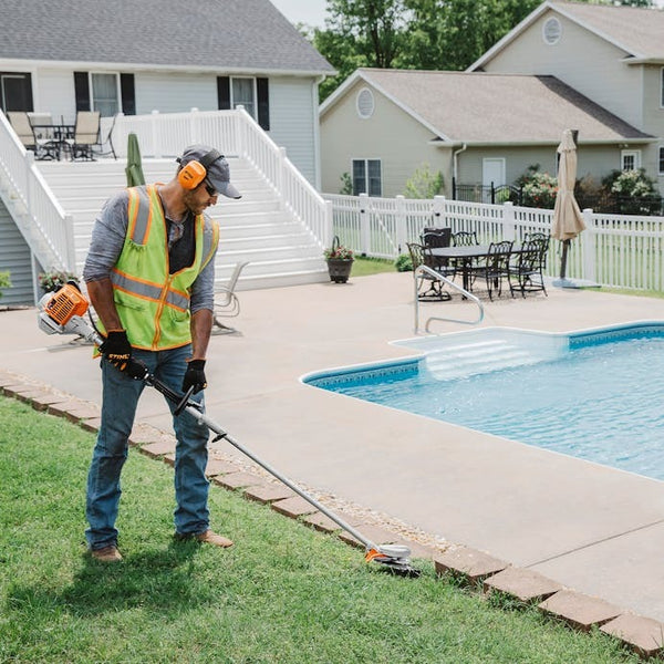 STIHL® KM 94 R – Metuchen Mower